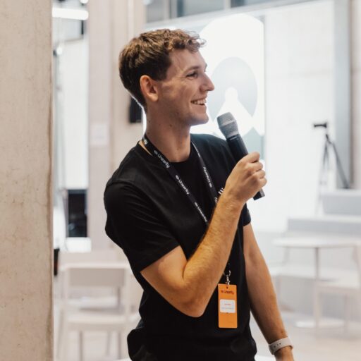 Sam Eckert – Head of Product & Design at Linearity